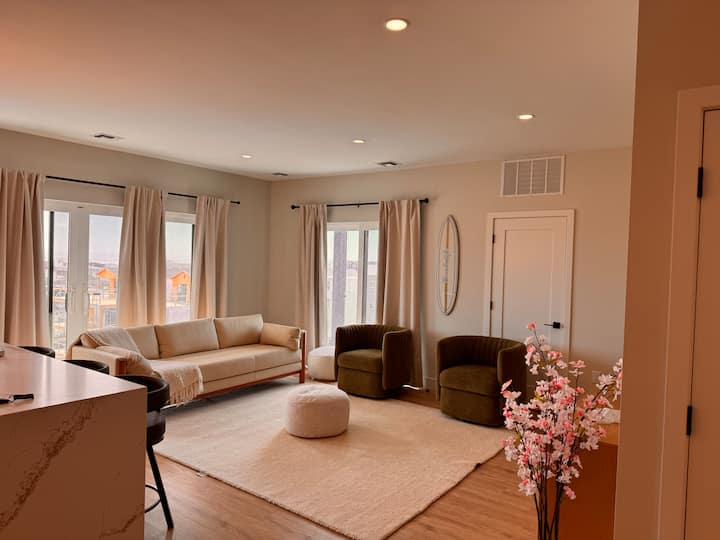 New Luxury Ocean Facing Condo Pool | Gym | Rooftop - Seaside Heights, NJ