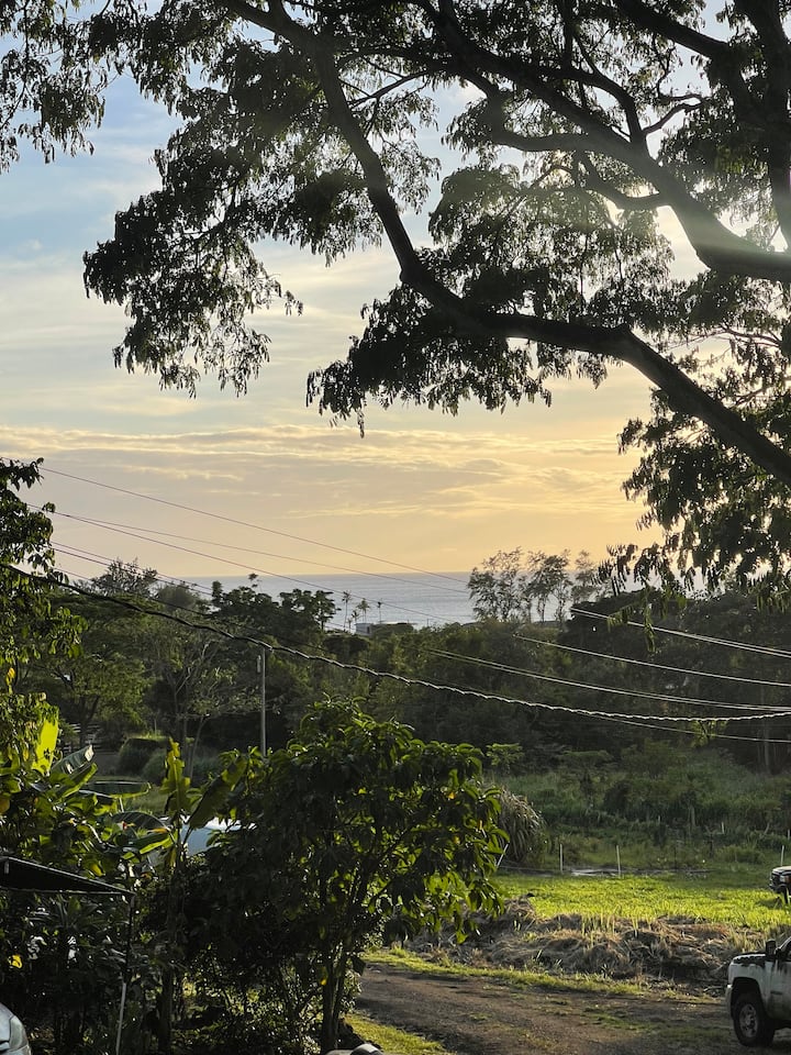 Waihuena Farm Retreat - Haleiwa, HI