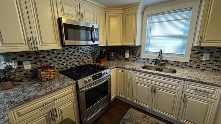 3 Br Condo 1.5 Blocks From Ocean 1 Car Park Unit C - Seaside Heights, NJ