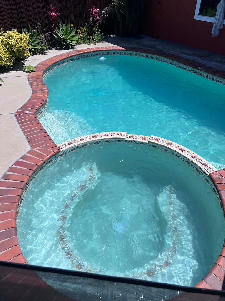 Socal Coastal Oasis W/ Pool + Spa Minutes To Hb - Huntington Beach, CA