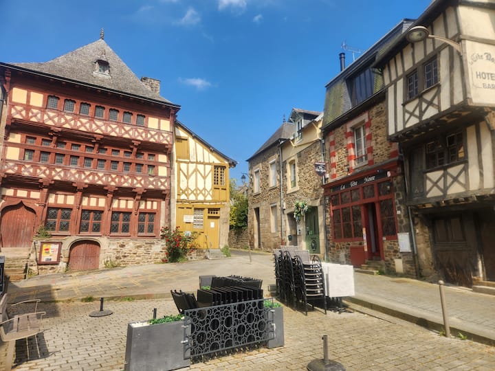 Le Logis Du Martray, Maison Historique - Lamballe