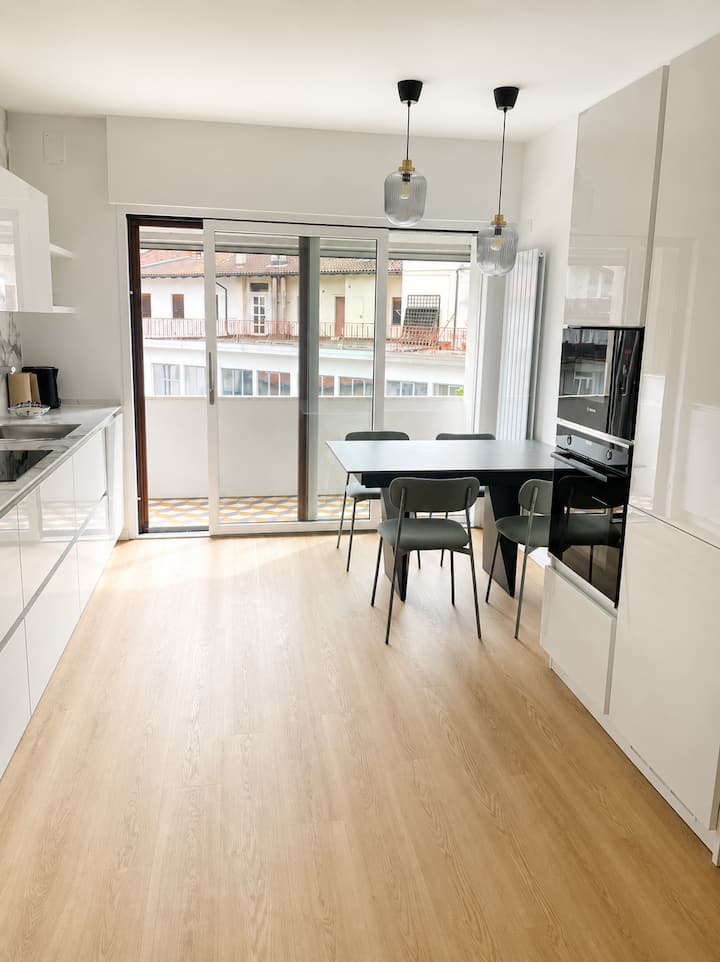 Sunny Apartment In The Heart Of Trento - Trento