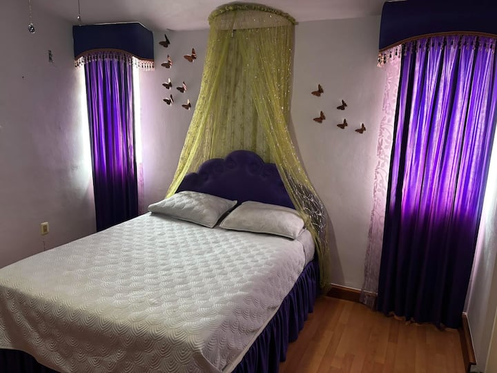 Casa Amplia, Cómoda Y Con Acceso Seguro - Chetumal