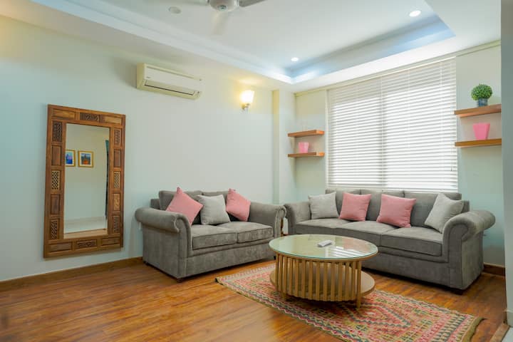 Luxury 3-bed Family Apartment With Mountain Views - Islamabad