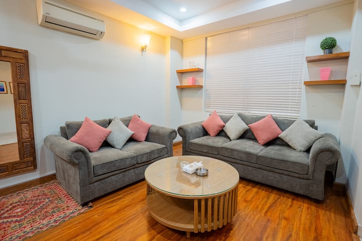 Luxury 3-bed Family Apartment With Mountain Views - Islamabad