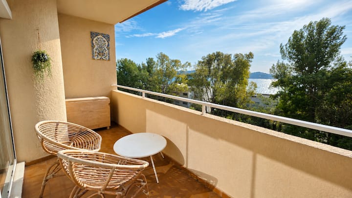 Appartement Vue Mer Avec 3 Chambres - Toulon