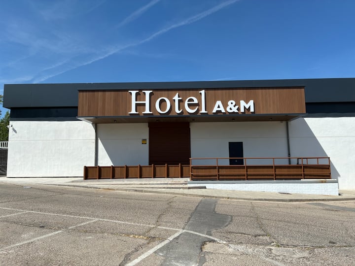 Hotel A&m - Habitación Moderna Con Baño Privado - Alcorcón