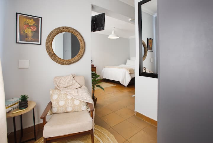 Serajo Executive Garden Cottage Northcliff
Solar - Randburg