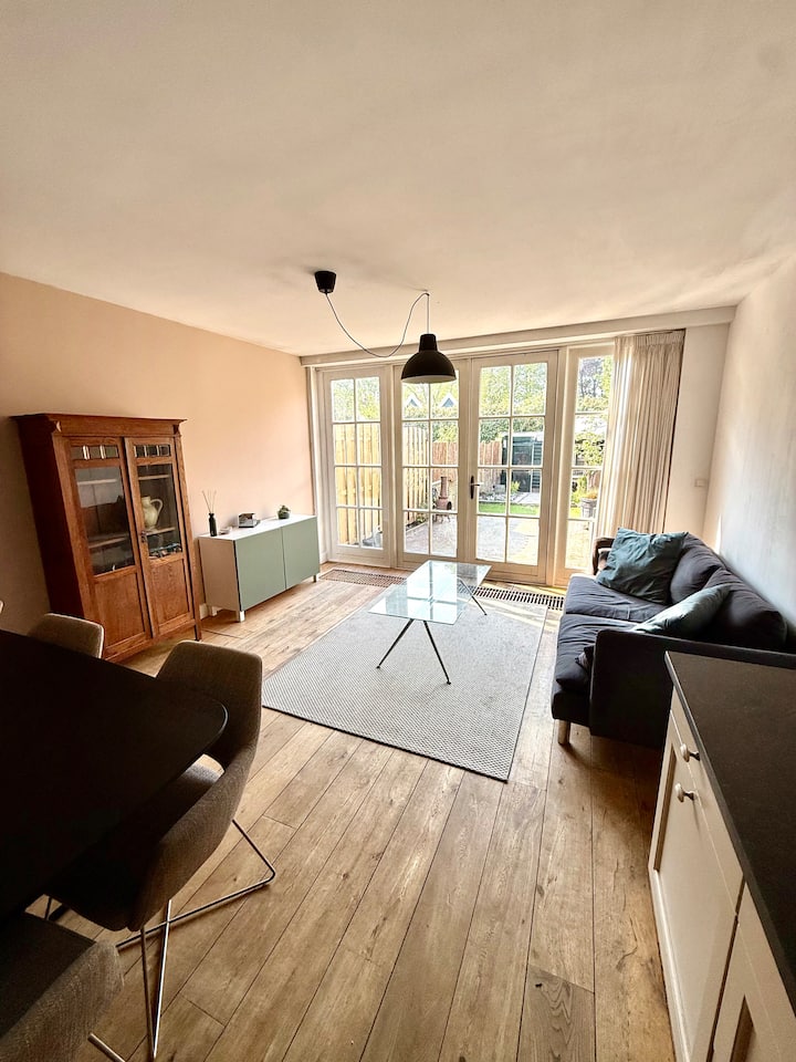 Mooie Woning In Het Oude Centrum Van Muiden. - Weesp