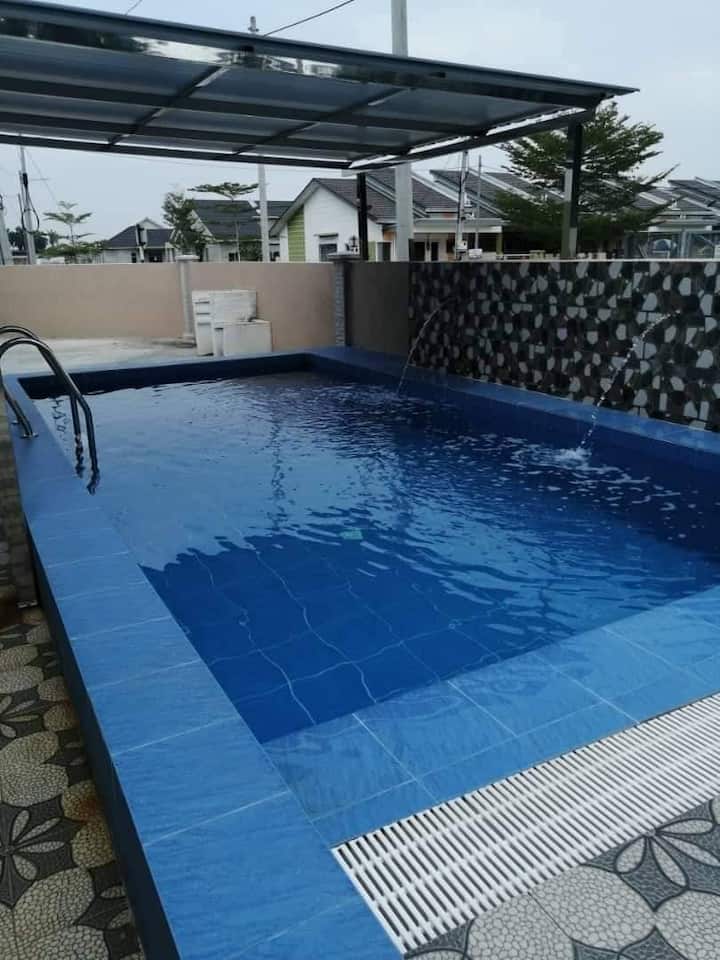 Casa Saiedah Teluk Intan Dengan Kolam Renang - 