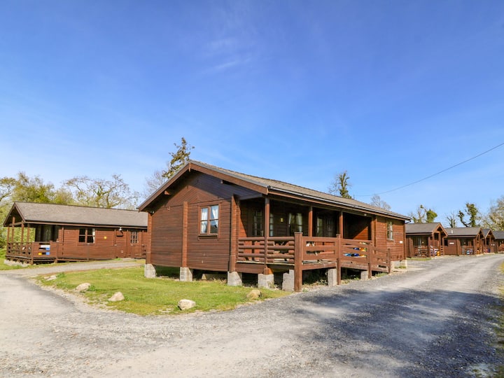 Lodge 2 -  Bron Eifion - Criccieth