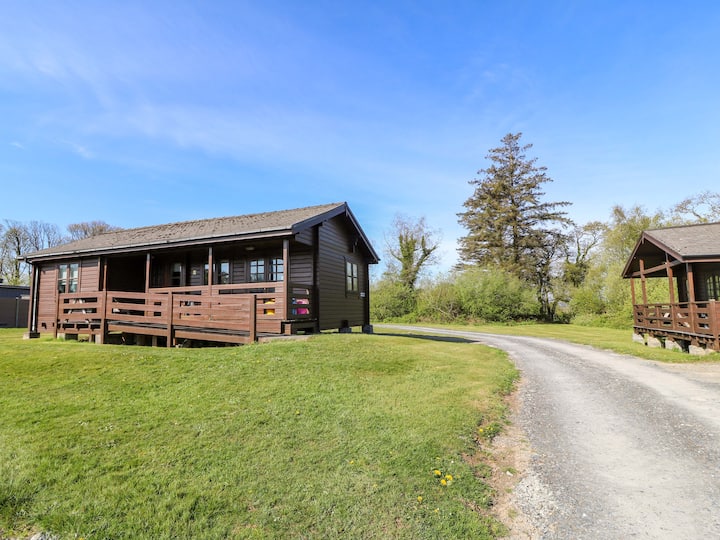 Lodge 1 - Bron Eifion - Criccieth