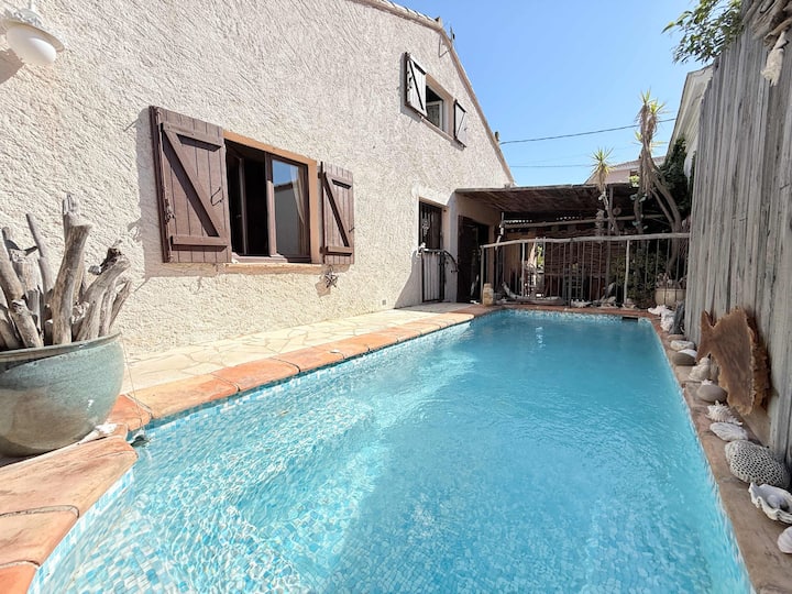 Charmante Maison De Village Avec Piscine – Saint-a - Fréjus