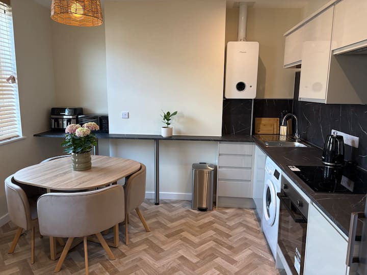 Comfortable Pinhoe Flat - Exeter