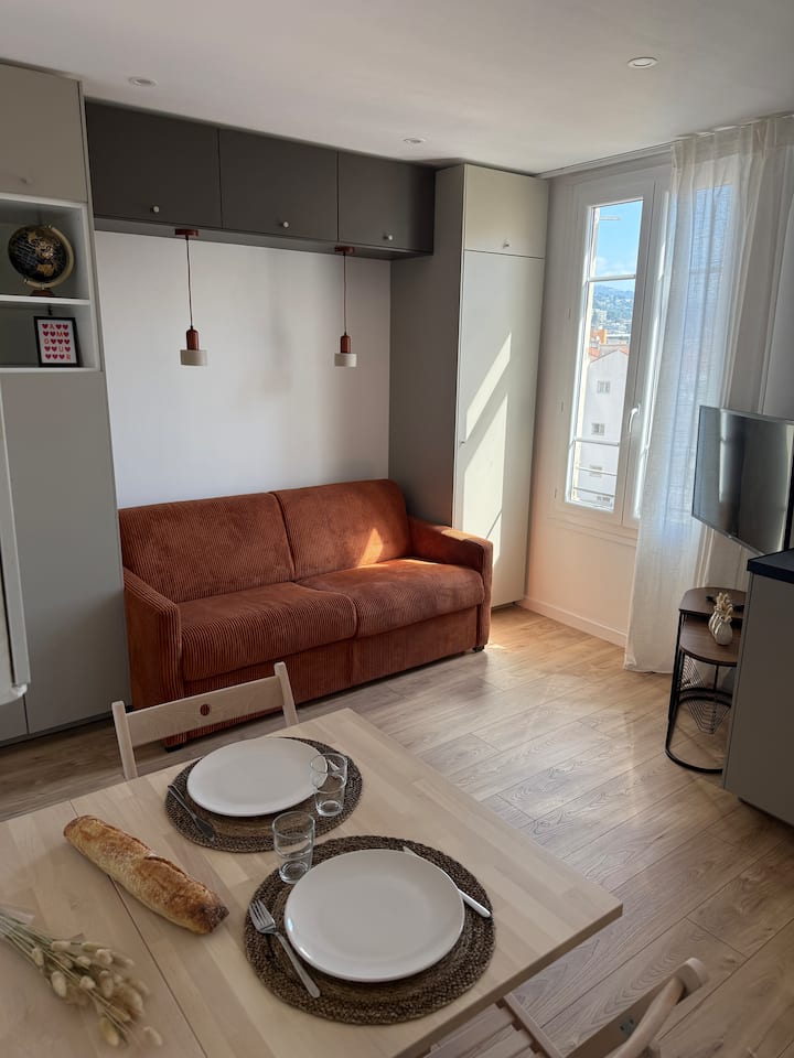 Charmant Studio Rénové Calme - Nice