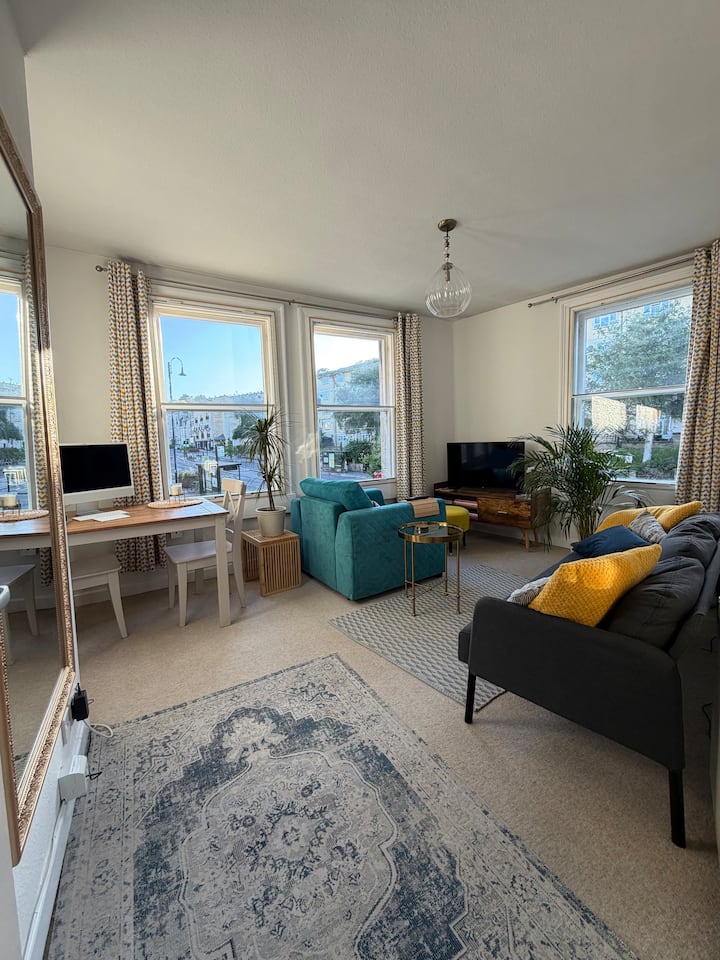 Cute 1 Bed Flat, On The Doorstep Of Walcot Street - Bath
