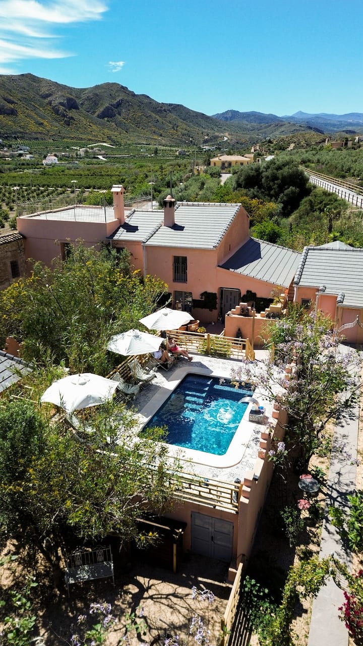 Cortijo Meliora 
"Aiyana Room" - Albox