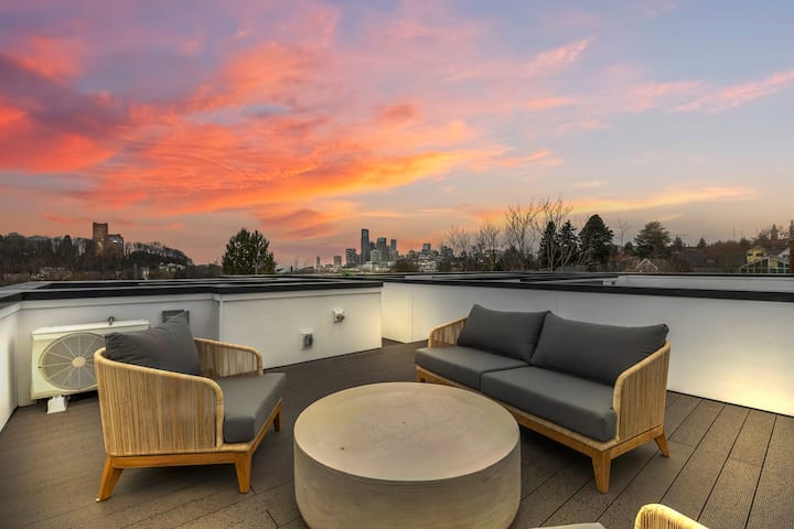 Next To Light Rail, Judkins Townhome, Ac + Rooftop - Seattle, WA