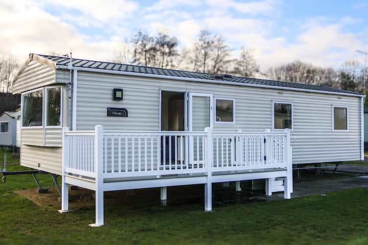 Static Caravan 3 Bed Sleeps 8 - Northampton