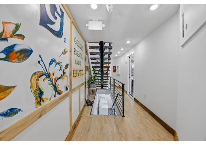 Bloom Floor | 3 Boutique Suites Near Fifa & Phl - Media, PA