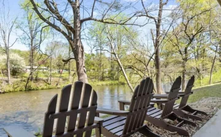 102 Foggy Dew -Riverfront Condo In Townsend - Townsend, TN