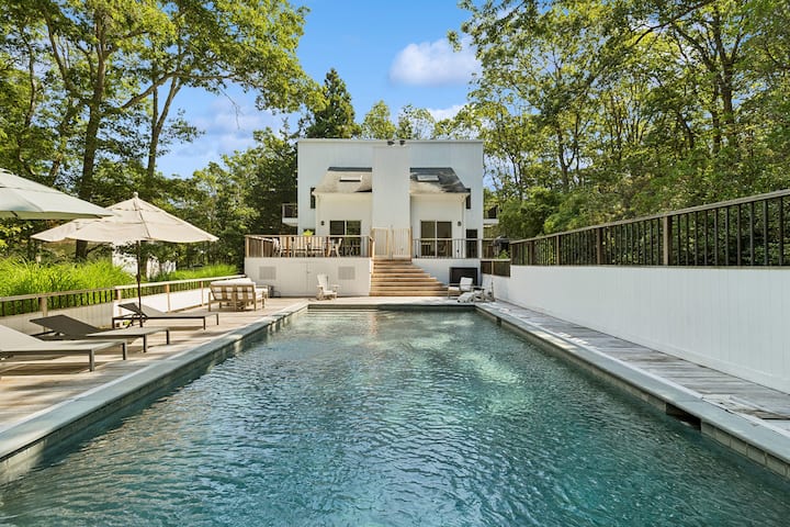 Private Wainscott Oasis | Heated Pool | Near Beach - Wölffer Estate Vineyard, Sagaponack