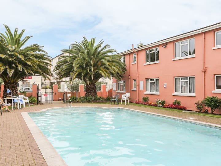 Devon Seaside Apartment - Torquay