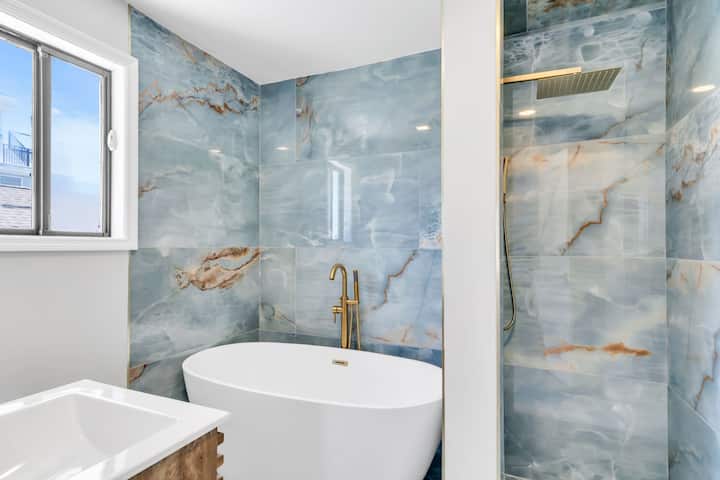 Luxury Breezy Beach Condo | Jersey Shore Stay - Seaside Heights, NJ