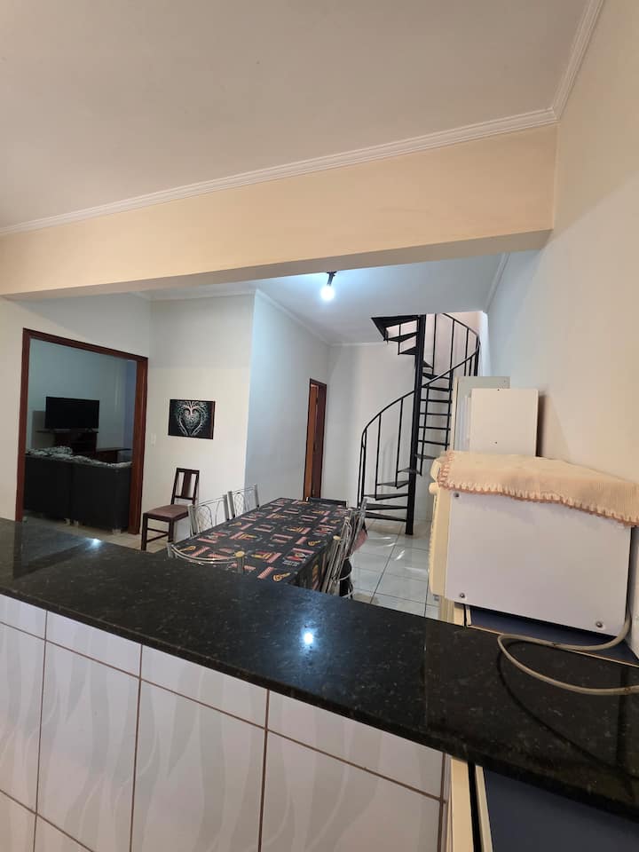 Sobrado Completo + Conforto+ óTima Localização. - São José do Rio Preto