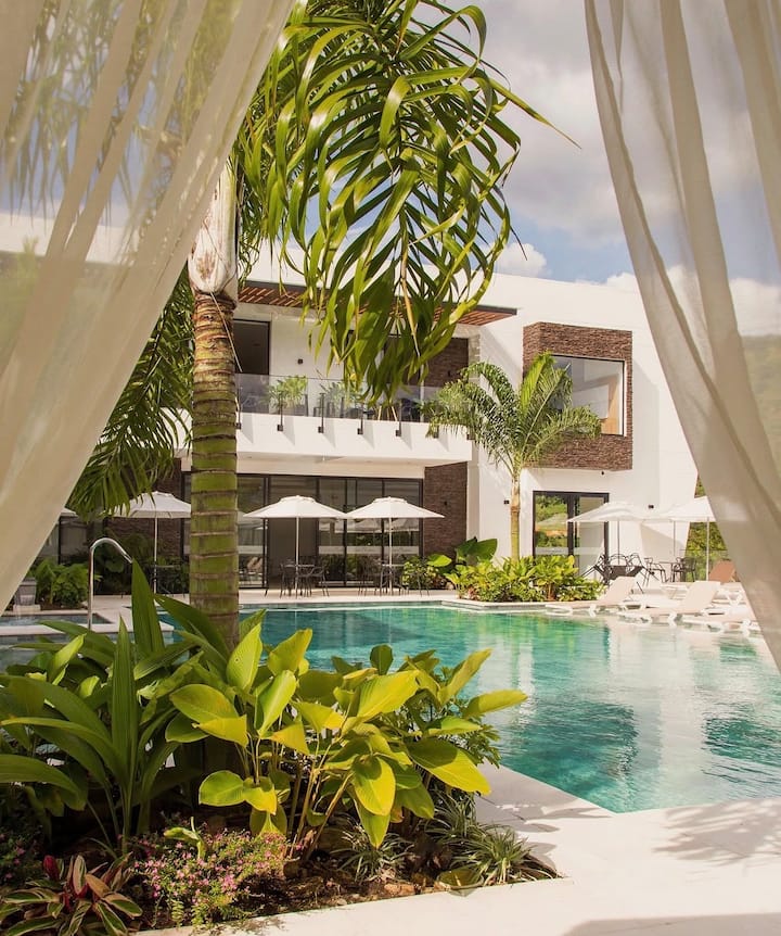Hotel Exclusivo En Medellín - Copacabana