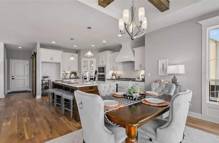 Perfect Base For The World Cup, Well Furnished - Independence, MO