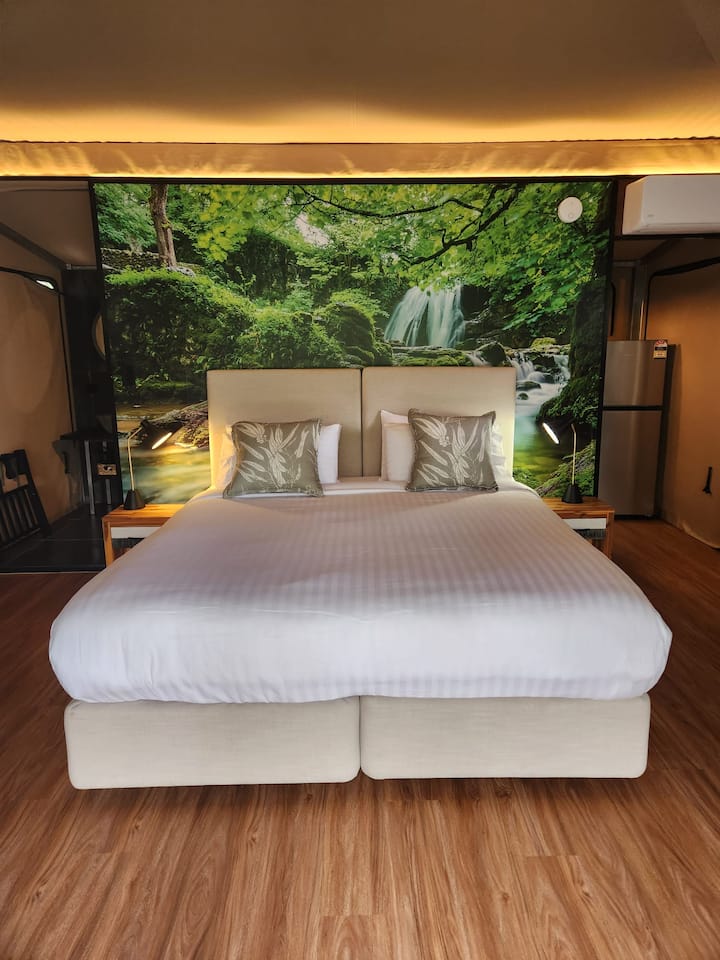Eudlo Valley Glamping|comfy Pet-friendly Tent Stay - Maleny