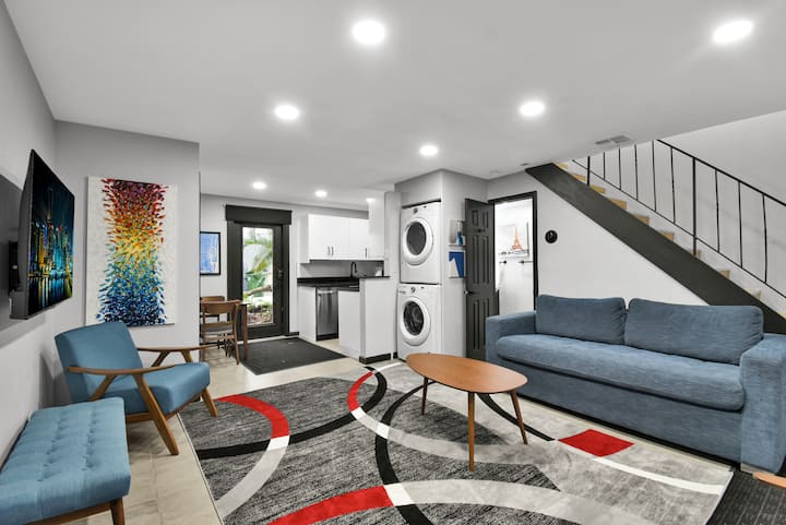 Bright Designer Villa Near Fort Lauderdale / Beach - Wilton Manors, FL