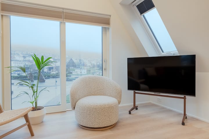 Akursljós · Penthouse Apartment · Panoramic Views - Îles Féroé
