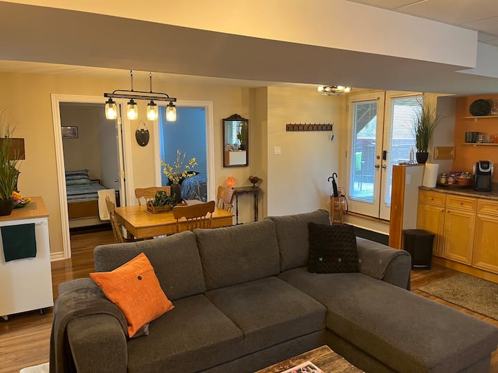Ardagh Bluffs (Barrie) Two Bedroom Private Suite - Barrie