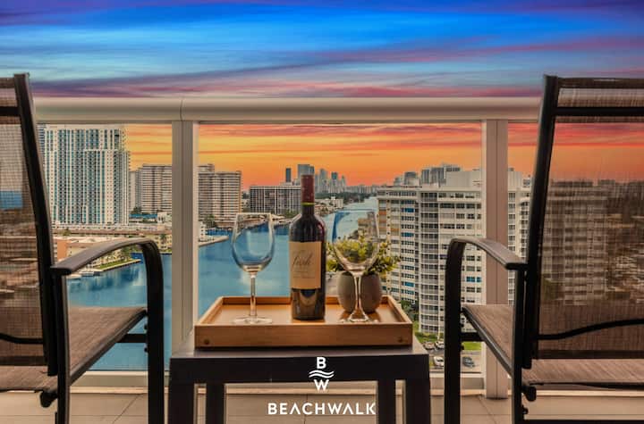 High-floor Balcony - 2br Resort Sunset View - Hallandale Beach, FL