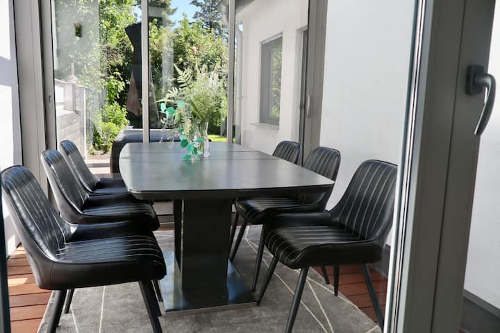 Premium - Reihenmittelhaus - 5 Min Zur City & Hbf - Mönchengladbach
