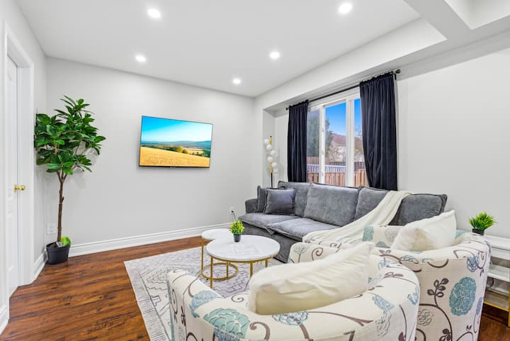 Mississauga Family Escape/games Room/20 Min To Yyz - Milton