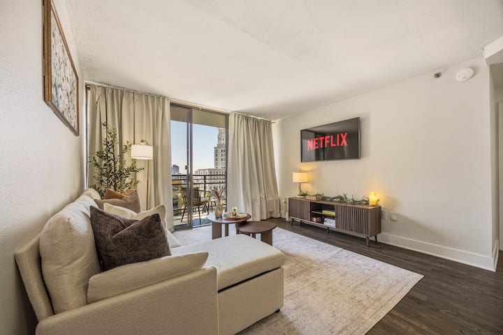 High-rise Stay• Pickleball • Gaslamp & Balboa Park - Kensington - San Diego