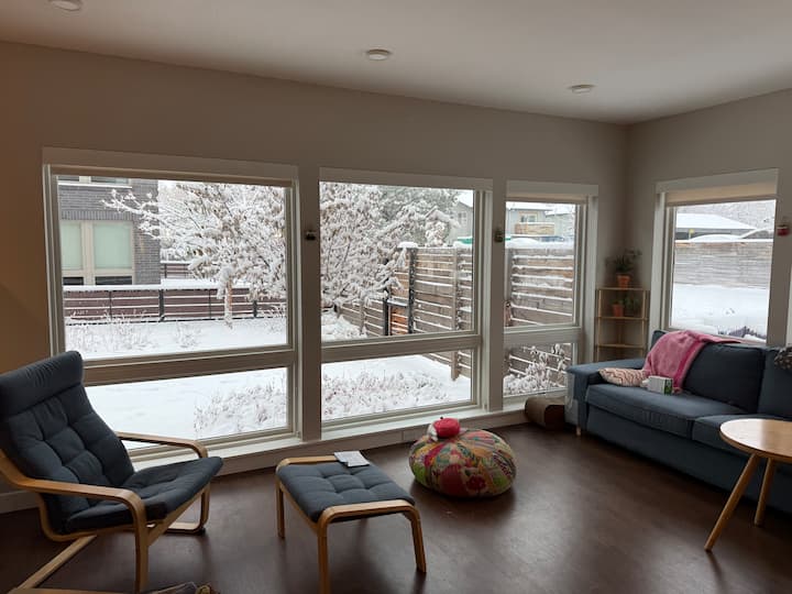 Furnished W/ Pool, East-central, Pet-friendly - Boulder, CO
