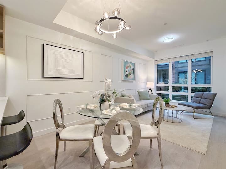 Luxury 2 Bedroom 2.5 Bathroom Vancouver House - Vancouver