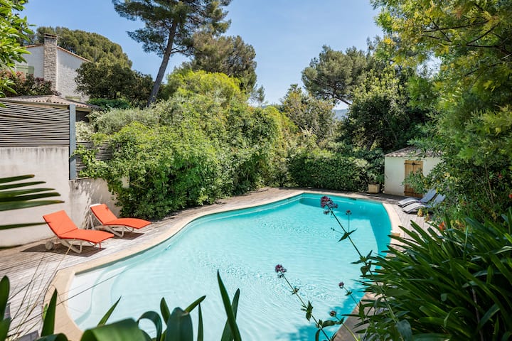 Bas De Villa Avec Piscine Au Frais Et Au Calme - Aubagne