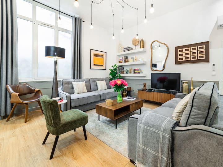 Livinparis | Luxury Ac 4 Bedrooms Montmartre 2 - Paris