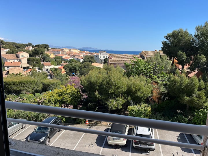 Joli T2 41m² Vue Mer, Proche Plages Et Centre - Sausset-les-Pins