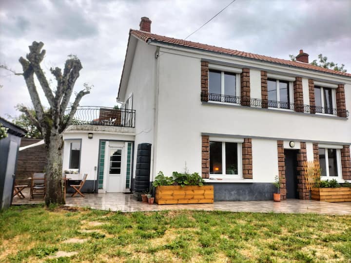 Maison 6 à 8 Personnes Pour Le Hellfest - Clisson