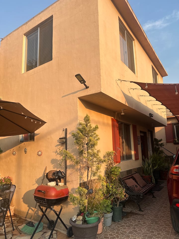 Departamento  Agradable Y Céntrico. Planta Alta - Tijuana