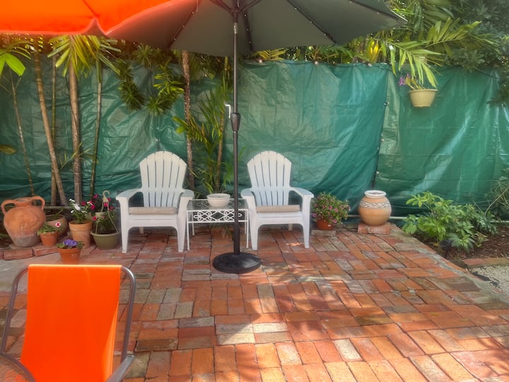Calypso Cottage
Us Embassy/ross/carlisle Bay - Bridgetown, Barbados