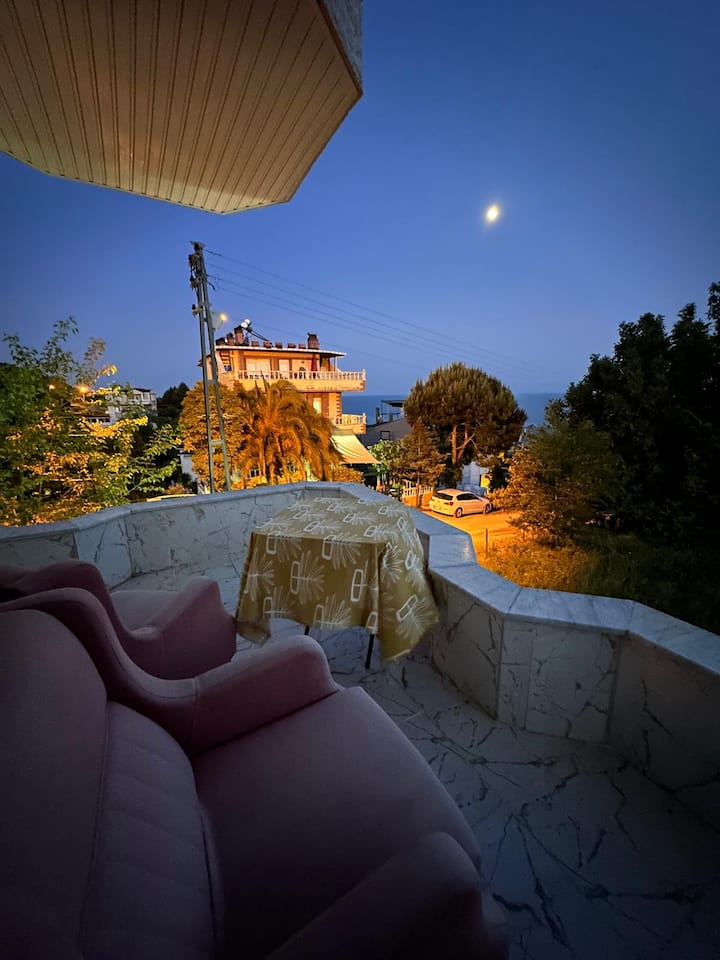 4 Kişilik 1+1 Deniz Manzaralı Daire - Sinop