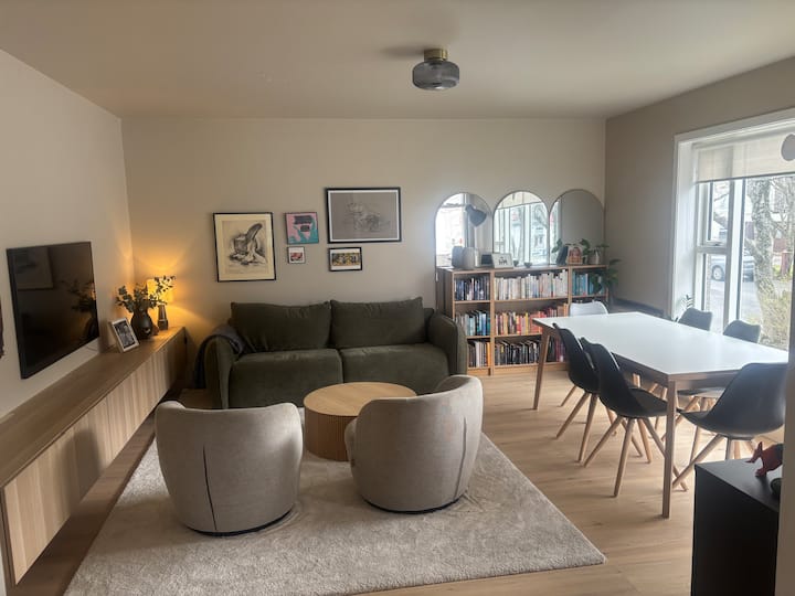 Cozy Stylish Apartment In A Great Location - Iceland