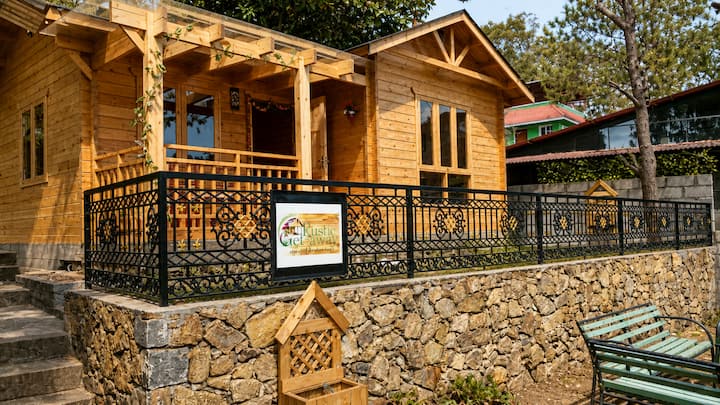 Rustic Getaway I Cozy Wooden Cottage - No.1 - Kodaikanal